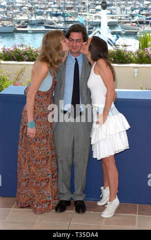 Roman Coppola, left, and Angela Lindvall arrive at the Vanity Fair ...