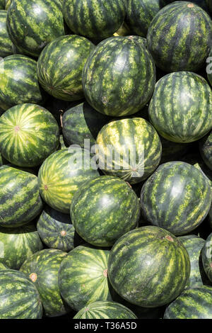 Watermelons on sale in the street Stock Photo - Alamy