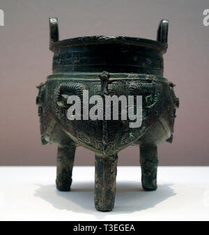 Bronze cooking vessel, Shang Dynasty, Chinese. Circa 1200-1050 BC Stock ...