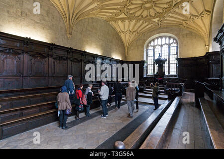 Inside the Chancellor's Court at the Bodleian Library in Oxford ...