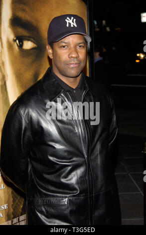 JOHN Q, Denzel Washington, 2002 (c) New Line, courtesy Everett ...