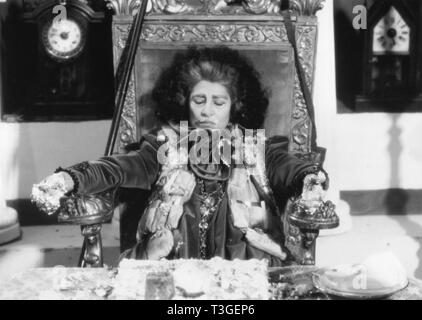 Erendira Year : 1983 Mexico / France Director : Ruy Guerra Oliver Wehe ...