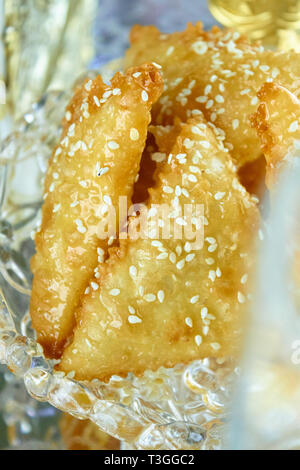 Sweet arabic algerian samsa samosa Stock Photo - Alamy
