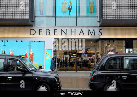 Debenhams falls into administration Stock Photo - Alamy