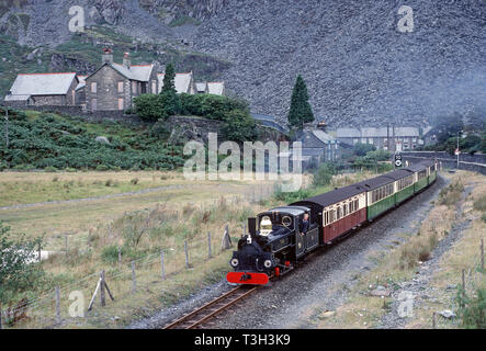 Linda steam locomotive on the Ffestiniog railway porthmadog gwynedd ...