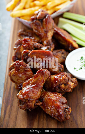 Barbeque chicken wings Stock Photo - Alamy