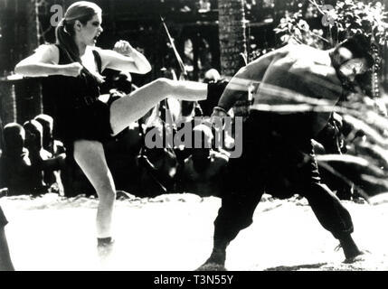 MORTAL KOMBAT (1995) BRIDGETTE WILSON SAMPRAS MTKB 056 Stock Photo - Alamy