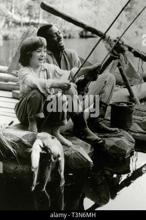 Elijah Wood and Courtmey B. Vance in the movie Huck Finn, 1993 Stock ...