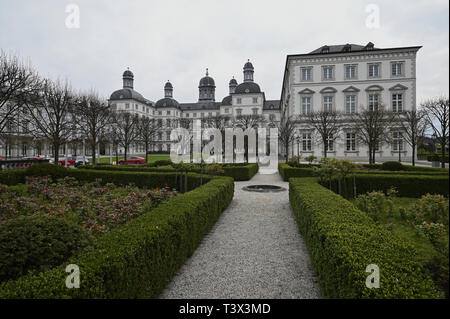 Bensberg, Germany. 12th Apr, 2019. A gate gives access to the courtyard ...