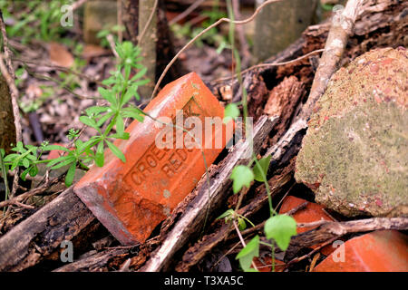 Groesbeck Reds, brick made in a factory in Groesbeck, Texas up until ...