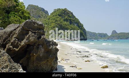 wua ta lap island in ang thong marine national park Stock Photo - Alamy