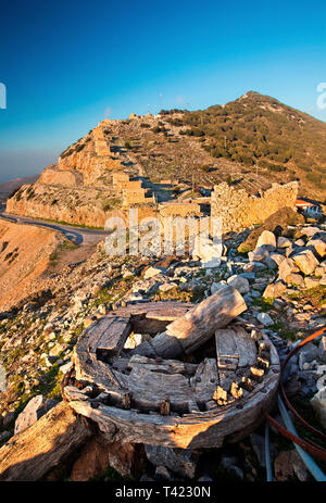 Old traditional windmills at Seli Ambelou, Lassithi Plateau, Crete ...
