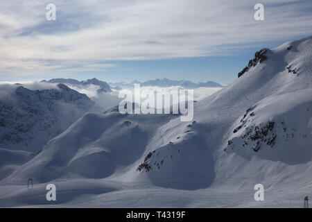 Berge um Davos / Mountains around Davos Stock Photo - Alamy