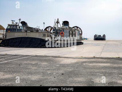 KUWAIT NAVAL BASE, Kuwait -- (April 5, 2005) - A group of tactical ...