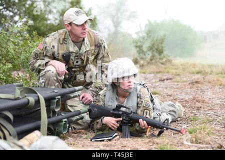 Basic Officer Leadership Couse (BOLC) students undergoing medical ...