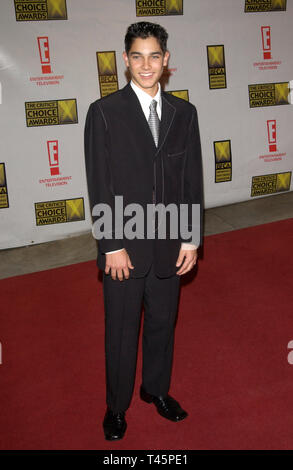 TYLER HOECHLIN 8TH CRITICS CHOICE AWARDS LOS ANGELES BEVERLY HILLS ...