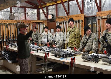 Cadre and students of the Northern Warfare Training Center's Cold ...