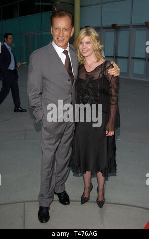 JAMES WOODS & GIRLFRIEND LOS ANGELES USA 09 January 2000 Stock Photo ...