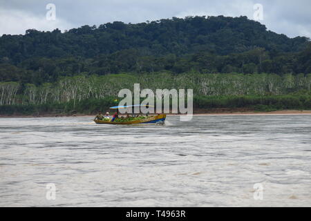 Beni River, Bolivia - MAY 12, 2018: transport of bananas in Beni River ...
