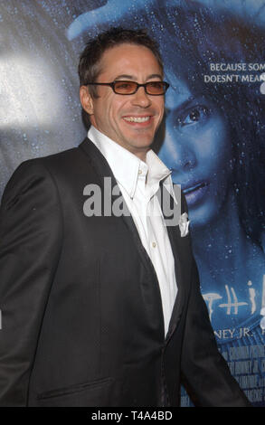 GOTHIKA (2003) ROBERT DOWNEY JR GOTH 001-010 Stock Photo - Alamy