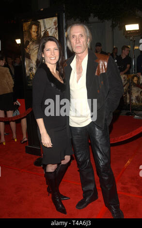 DAVID CARRADINE & WIFE LORD OF THE RINGS: THE RETURN WESTWOOD LOS ...