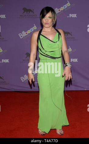 PINK BILLBOARD MUSIC AWARDS 2003 MGM GRAND HOTEL LAS VEGAS USA 10 ...