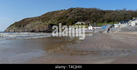 Pendine village and Pendine Sands in Carmarthenshire Stock Photo - Alamy