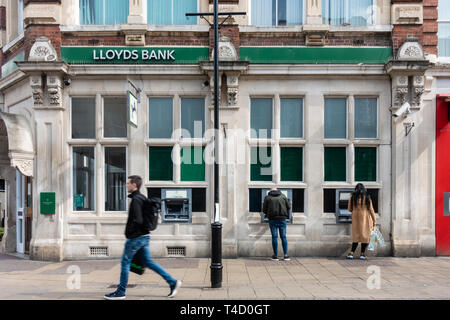 Lloyds Bank branch ATM machine in Canary Wharf London UK Stock Photo ...