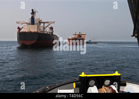 Iron ore cargo vessel Stock Photo - Alamy