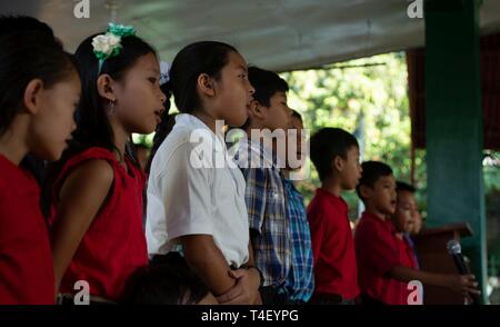 Members of the Philippine Coast Guard (PCG) and U.S. Special Operations ...