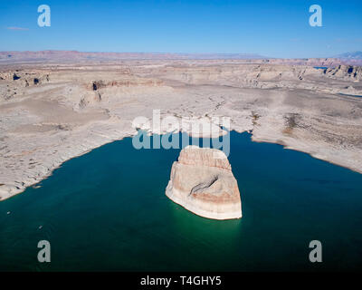 Aerial vief of Lone Rock at Lake Powell Stock Photo - Alamy