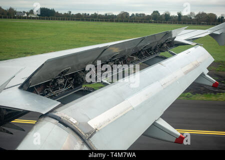 Airbus A319 with flaps in up posistion to slow down after landing Stock ...