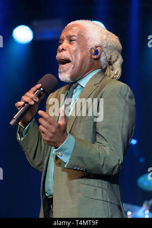 Billy Ocean performing live in concert at Sydney Entertainment Centre ...
