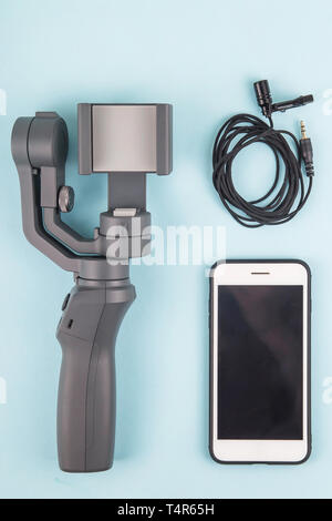 Simple mobile video blogging equipment - smartphone, stabilizer and ...