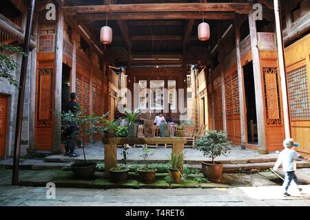 Fujian, Fujian, China. 19th Apr, 2019. Fujian, CHINA-Stunning scenery ...