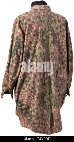 A "Knochensack" in "Erbstarn" camouflage pattern. Cotton cloth ...