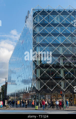 Danish Industry Dansk Industri building at Copenhagen Municipal Square ...