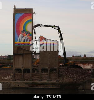 A giant mural of Ringo Starr of the Beatles, painted by Liverpool ...