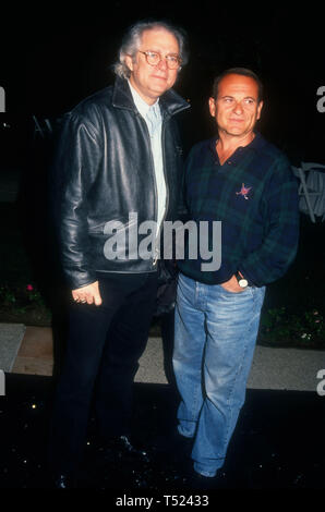 JIMMY HOLLYWOOD, director, Barry Levinson, Christian Slater, Joe Pesci ...
