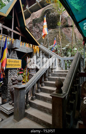 Preah Ang Thom Pagoda, Cambodia Stock Photo - Alamy