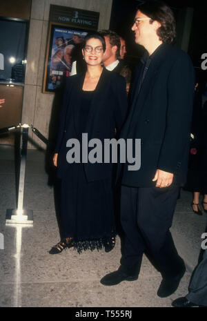 CSI:NY' actress Sela Ward and her daughter Anabella Sherman out ...