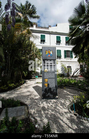Historic building with shutters, Gibraltar, British terroritory in ...