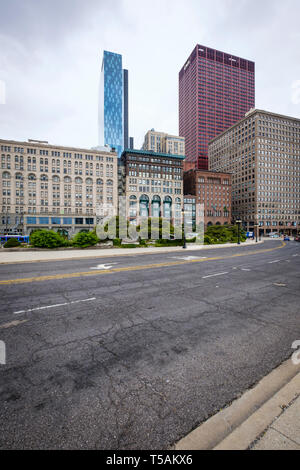 Downtown Chicago empty streets Stock Photo - Alamy
