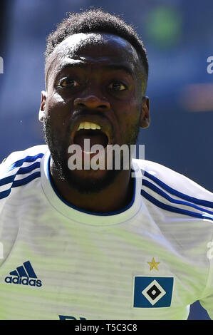 HAMBURG, GERMANY - APRIL 20: Khaled Narey of Hamburg reacts during the ...