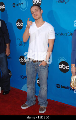 "Desperate Housewives" star Shawn Pyfrom attends the 7th Annual Stuart ...