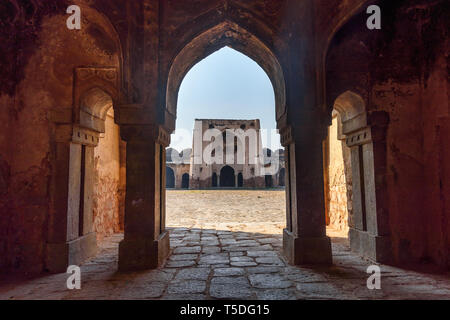 Old Mosque in New Delhi Traditional Indian Architecture Stock Photo - Alamy