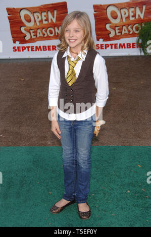 CHLOE MORETZ OPEN SEASON LOS ANGELES PREMIERE GREEK THEATRE LOS ANGELES ...