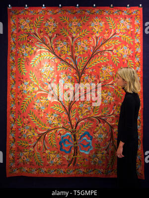 London, UK. 18th April, 2019. Parliament Square, UK. Police clear ...