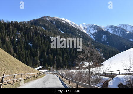 Navis, Dorf, Tirol, Navistal, Naviser Tal, Innsbruck Land, Österreich ...
