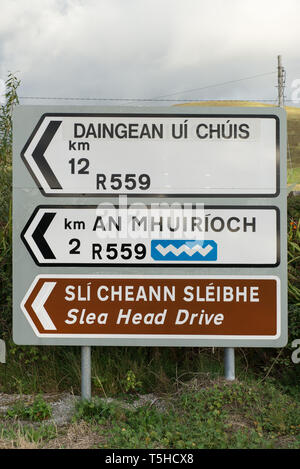 Ireland gaelic road signs Stock Photo - Alamy